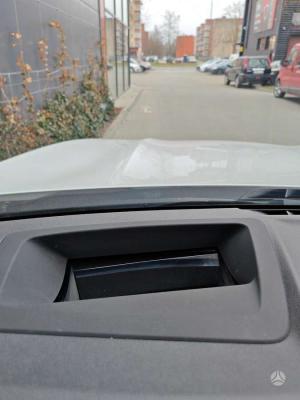 White BMW X3 2017 in Klaipeda, with an engine capacity of 2.00 L and mileage of 279 thousand km for 18950 €, photo 37 on AUTOMOTO.COM.LV