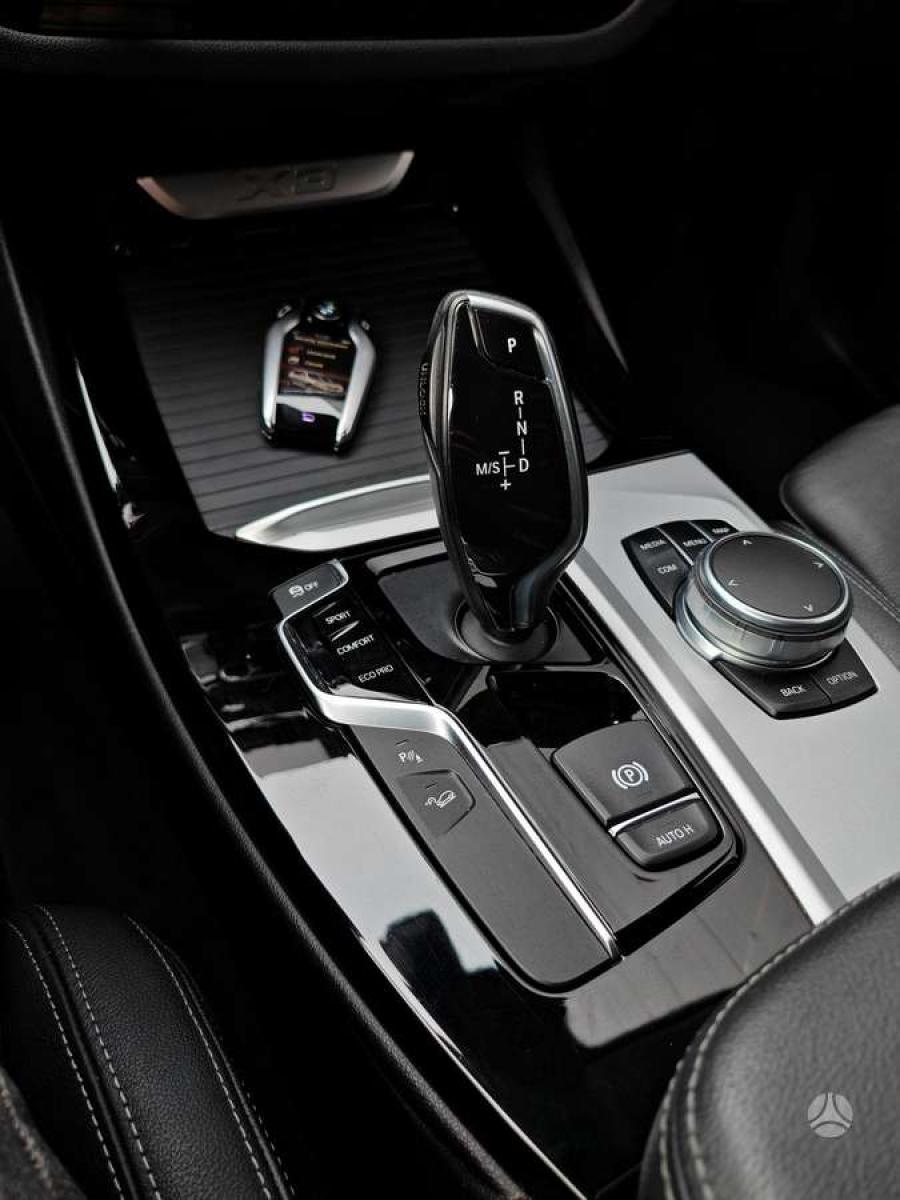 White BMW X3 2017 in Klaipeda, with an engine capacity of 2.00 L and mileage of 279 thousand km for 18950 €, photo 48 on AUTOMOTO.COM.LV