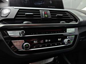 White BMW X3 2017 in Klaipeda, with an engine capacity of 2.00 L and mileage of 279 thousand km for 18950 €, photo 52 on AUTOMOTO.COM.LV