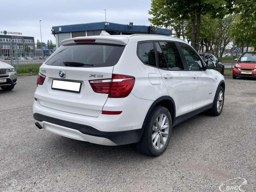 White BMW X3 2017 in Klaipeda, with an engine capacity of 2.00 L and mileage of 118 thousand km for 12900 €, photo 4 on AUTOMOTO.COM.LV