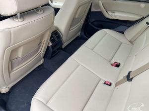 White BMW X3 2017 in Klaipeda, with an engine capacity of 2.00 L and mileage of 118 thousand km for 12900 €, photo 12 on AUTOMOTO.COM.LV