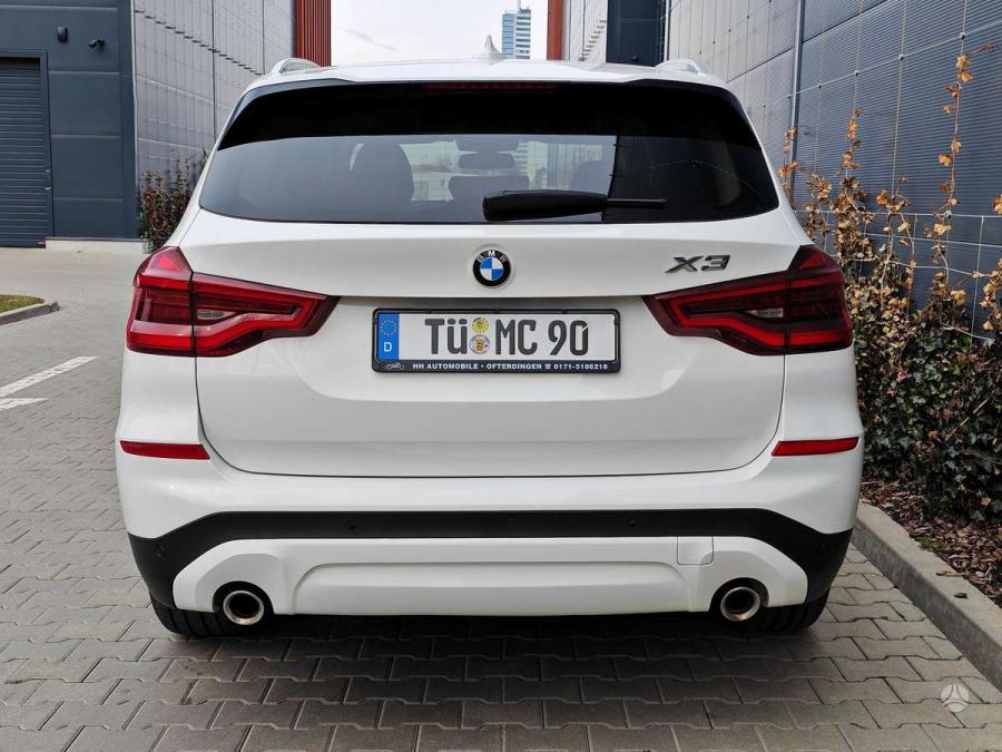 White BMW X3 2017 in Klaipeda, with an engine capacity of 2.00 L and mileage of 279 thousand km for 18950 €, photo 6 on AUTOMOTO.COM.LV