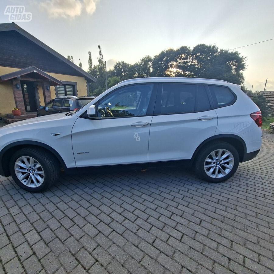White BMW X3 2017 in Klaipeda, with an engine capacity of 2.00 L and mileage of 227 thousand km for 11300 €, photo 9 on AUTOMOTO.COM.LV
