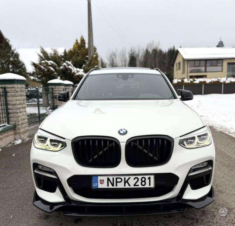 White BMW X3 2018 in Kaunas, with an engine capacity of 3.00 L and mileage of 153 thousand km for 32500 €, photo 5 on AUTOMOTO.COM.LV