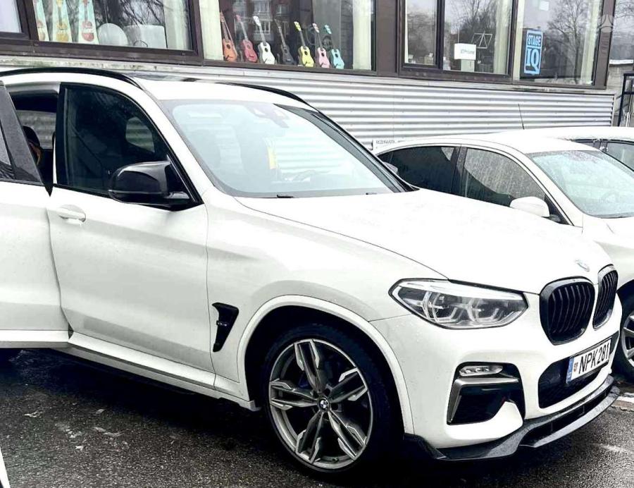 White BMW X3 2018 in Kaunas, with an engine capacity of 3.00 L and mileage of 153 thousand km for 32500 €, photo 25 on AUTOMOTO.COM.LV