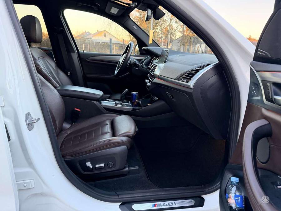 White BMW X3 2018 in Kaunas, with an engine capacity of 2.99 L and mileage of 153 thousand km for 32500 €, photo 27 on AUTOMOTO.COM.LV