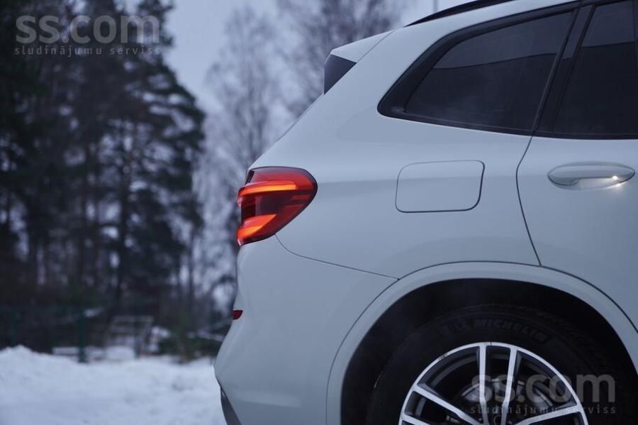 Balts BMW X3 2018 Rīga, ar dzinēja tilpumu 2.00 L un nobraukumu 0 tūkst. km par 22990 €, foto 18 vietnē AUTOMOTO.COM.LV