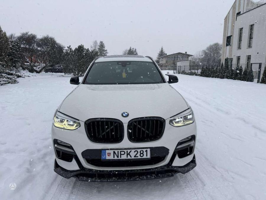 White BMW X3 2018 in Kaunas, with an engine capacity of 3.00 L and mileage of 150 thousand km for 28800 €, photo 5 on AUTOMOTO.COM.LV