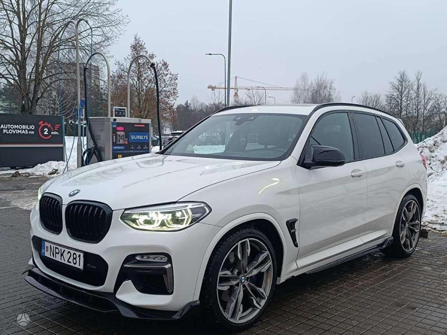 White BMW X3 2018 in Vilnius, with an engine capacity of 3.00 L and mileage of 162 thousand km for 26900 €, photo 1 on AUTOMOTO.COM.LV