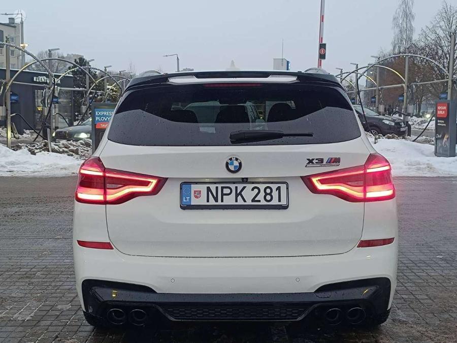White BMW X3 2018 in Vilnius, with an engine capacity of 3.00 L and mileage of 162 thousand km for 26900 €, photo 5 on AUTOMOTO.COM.LV