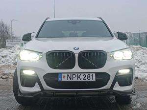 White BMW X3 2018 in Vilnius, with an engine capacity of 3.00 L and mileage of 162 thousand km for 26900 €, photo 6 on AUTOMOTO.COM.LV