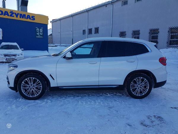 White BMW X3 2018 in Siauliai, with an engine capacity of 2.00 L and mileage of 167 thousand km for 23900 €, photo 8 on AUTOMOTO.COM.LV