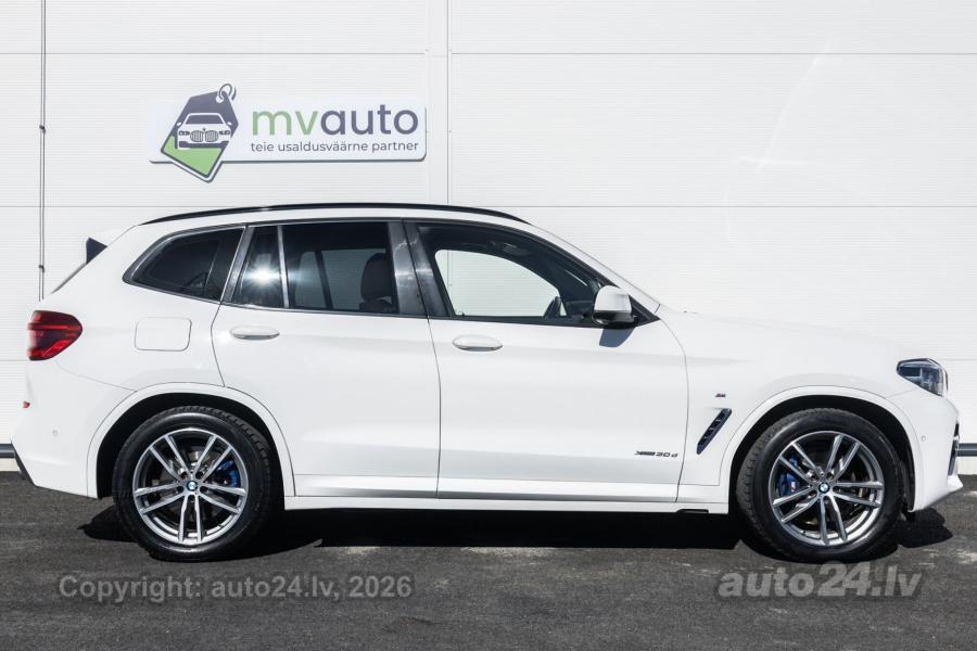 Balts BMW X3 2018 Tallina, ar dzinēja tilpumu 3.00 L un nobraukumu 158 tūkst. km par 26990 €, foto 11 vietnē AUTOMOTO.COM.LV
