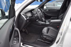 White BMW X3 2018 in Riga, with an engine capacity of 2.00 L and mileage of 123 thousand km for 22900 €, photo 4 on AUTOMOTO.COM.LV