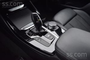 White BMW X3 2018 in Riga, with an engine capacity of 2.00 L and mileage of 123 thousand km for 22900 €, photo 6 on AUTOMOTO.COM.LV