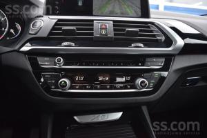 White BMW X3 2018 in Riga, with an engine capacity of 2.00 L and mileage of 123 thousand km for 22900 €, photo 7 on AUTOMOTO.COM.LV