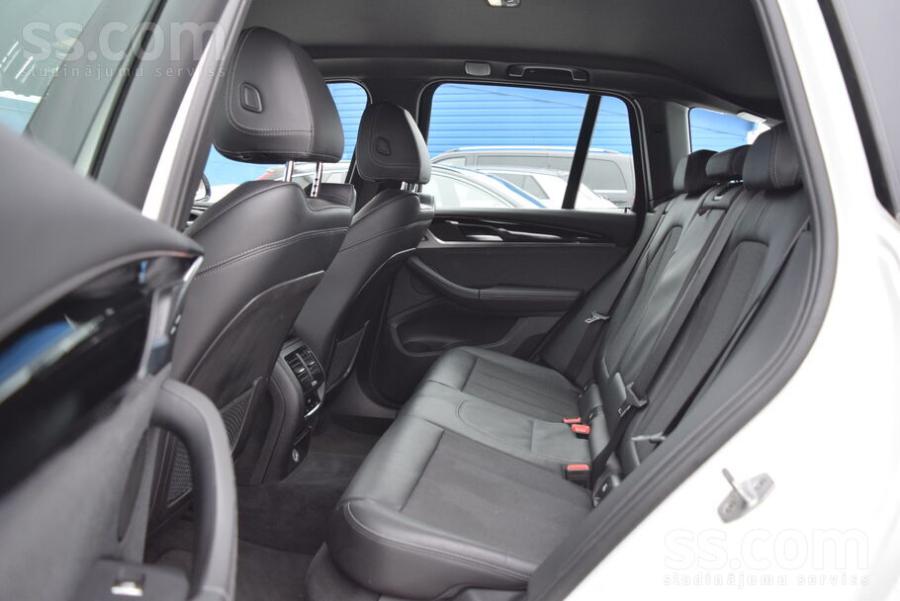 White BMW X3 2018 in Riga, with an engine capacity of 2.00 L and mileage of 123 thousand km for 22900 €, photo 15 on AUTOMOTO.COM.LV