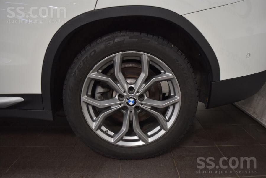 White BMW X3 2018 in Riga, with an engine capacity of 2.00 L and mileage of 123 thousand km for 22900 €, photo 18 on AUTOMOTO.COM.LV