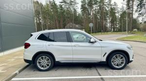 White BMW X3 2018 in Riga, with an engine capacity of 3.00 L and mileage of 221 thousand km for 24000 €, photo 5 on AUTOMOTO.COM.LV