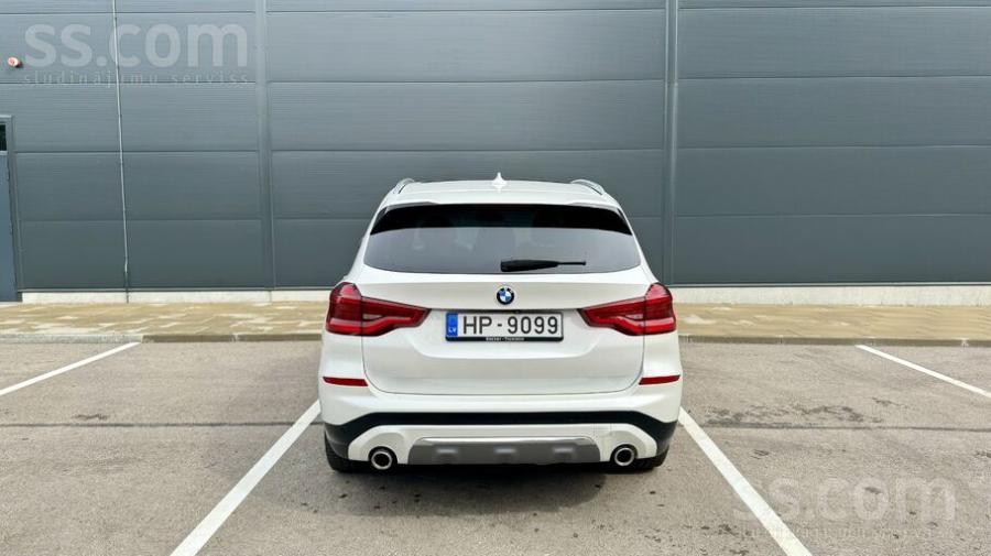 White BMW X3 2018 in Riga, with an engine capacity of 3.00 L and mileage of 221 thousand km for 24000 €, photo 9 on AUTOMOTO.COM.LV