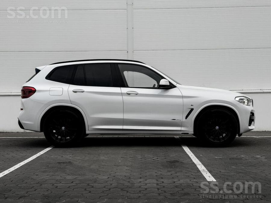 White BMW X3 2018 in Riga, with an engine capacity of 2.00 L and mileage of 0 thousand km for 22490 €, photo 12 on AUTOMOTO.COM.LV