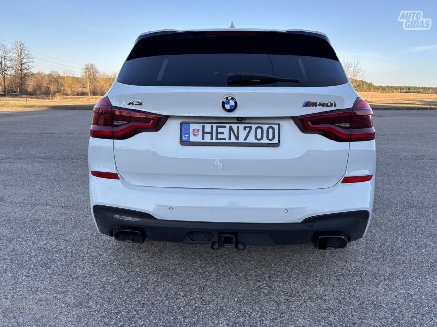 White BMW X3 2018 in Vilnius, with an engine capacity of 3.00 L and mileage of 158 thousand km for 27999 €, photo 3 on AUTOMOTO.COM.LV