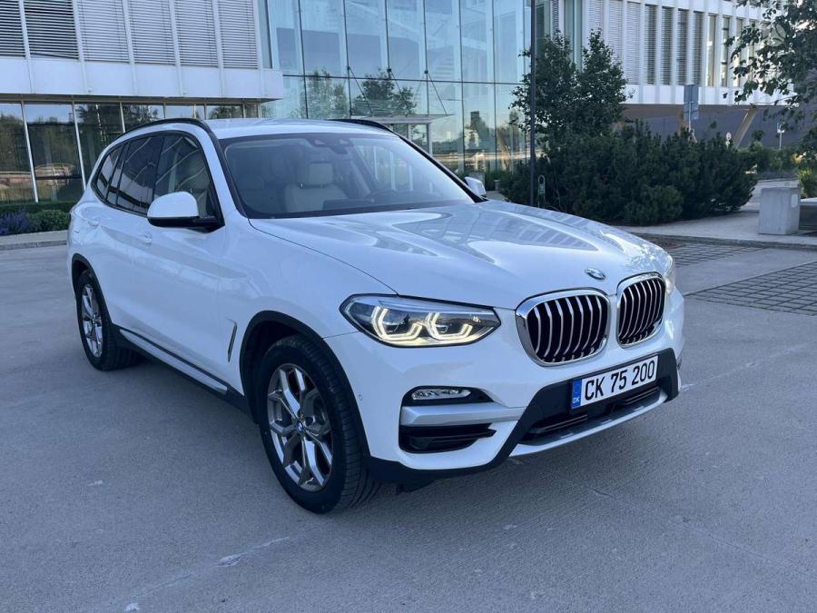 White BMW X3 2018 in Vilnius, with an engine capacity of 2.00 L and mileage of 198 thousand km for 23000 €, photo 4 on AUTOMOTO.COM.LV