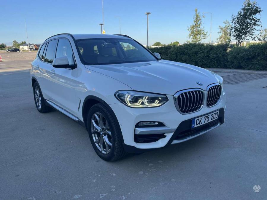 White BMW X3 2018 in Vilnius, with an engine capacity of 2.00 L and mileage of 198 thousand km for 23000 €, photo 7 on AUTOMOTO.COM.LV