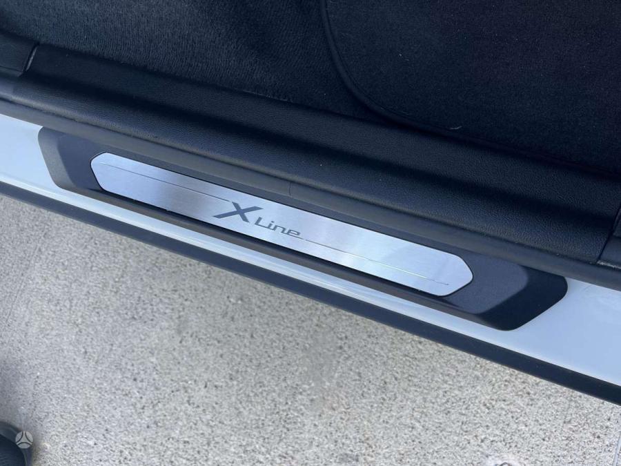 White BMW X3 2018 in Vilnius, with an engine capacity of 2.00 L and mileage of 198 thousand km for 23000 €, photo 32 on AUTOMOTO.COM.LV