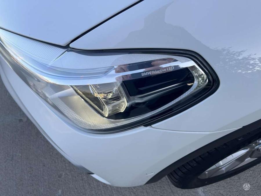 White BMW X3 2018 in Vilnius, with an engine capacity of 2.00 L and mileage of 198 thousand km for 23000 €, photo 41 on AUTOMOTO.COM.LV