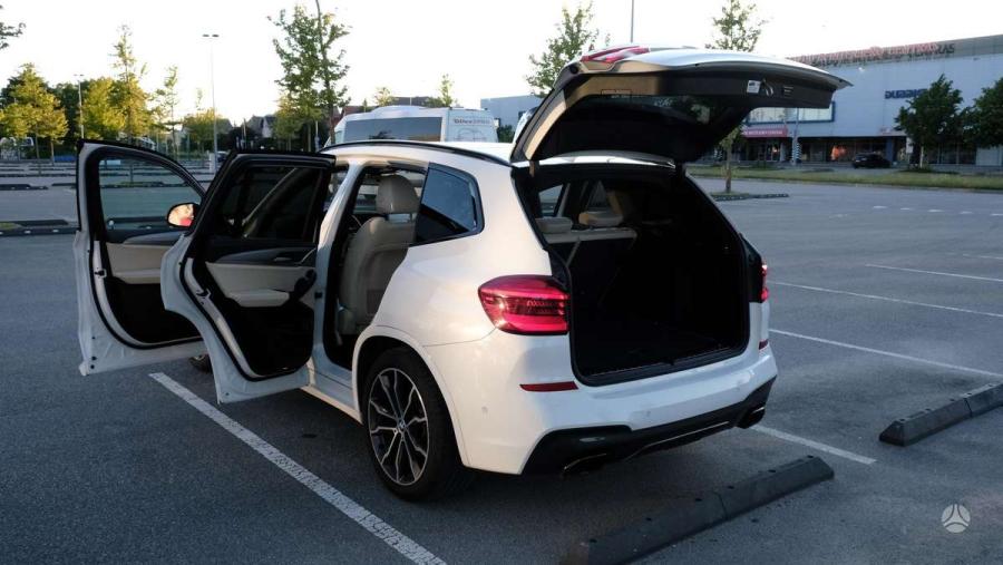 White BMW X3 2018 in Vilnius, with an engine capacity of 3.00 L and mileage of 243 thousand km for 24300 €, photo 22 on AUTOMOTO.COM.LV