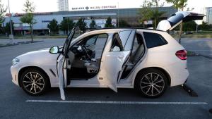 White BMW X3 2018 in Vilnius, with an engine capacity of 3.00 L and mileage of 243 thousand km for 24300 €, photo 24 on AUTOMOTO.COM.LV