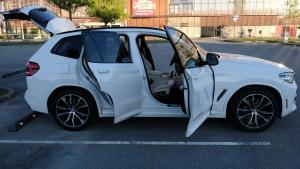 White BMW X3 2018 in Vilnius, with an engine capacity of 3.00 L and mileage of 243 thousand km for 24300 €, photo 28 on AUTOMOTO.COM.LV