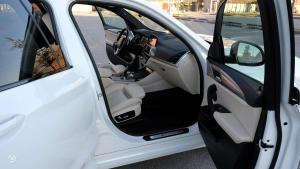 White BMW X3 2018 in Vilnius, with an engine capacity of 3.00 L and mileage of 243 thousand km for 24300 €, photo 31 on AUTOMOTO.COM.LV