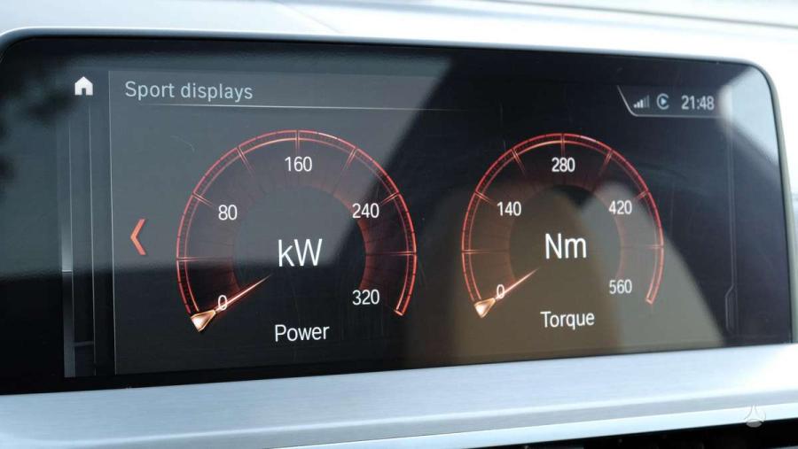 White BMW X3 2018 in Vilnius, with an engine capacity of 3.00 L and mileage of 243 thousand km for 24300 €, photo 58 on AUTOMOTO.COM.LV