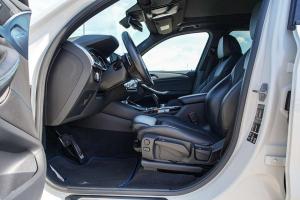 White BMW X3 2018 in Marijampole, with an engine capacity of 2.00 L and mileage of 216 thousand km for 25950 €, photo 29 on AUTOMOTO.COM.LV