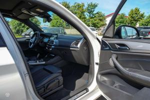 White BMW X3 2018 in Marijampole, with an engine capacity of 2.00 L and mileage of 216 thousand km for 25950 €, photo 38 on AUTOMOTO.COM.LV