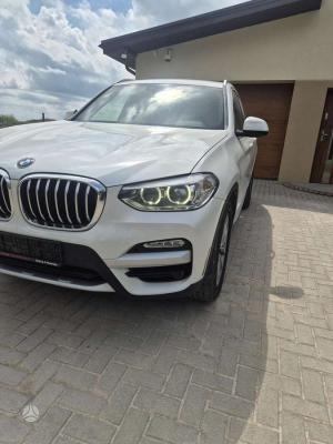 White BMW X3 2018 in Panevezys, with an engine capacity of 2.00 L and mileage of 290 thousand km for 15700 €, photo 9 on AUTOMOTO.COM.LV