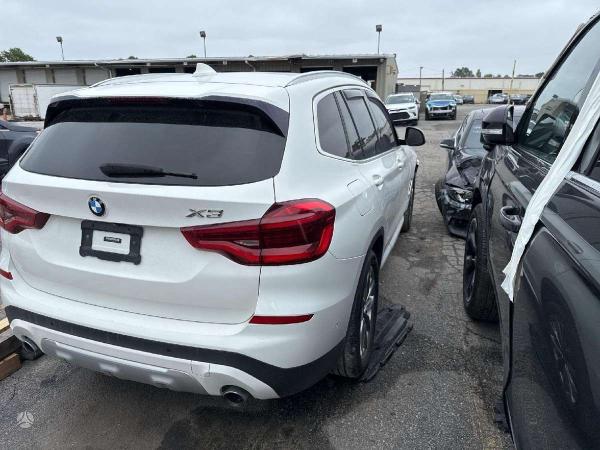 Balts BMW X3 2018 Viļņa, ar dzinēja tilpumu 2.00 L un nobraukumu 160 tūkst. km par 10800 €, foto 4 vietnē AUTOMOTO.COM.LV