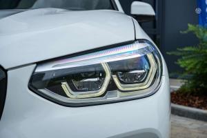 White BMW X3 2018 in Kaunas, with an engine capacity of 2.00 L and mileage of 216 thousand km for 25950 €, photo 8 on AUTOMOTO.COM.LV