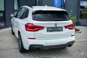 White BMW X3 2018 in Kaunas, with an engine capacity of 2.00 L and mileage of 216 thousand km for 25950 €, photo 12 on AUTOMOTO.COM.LV