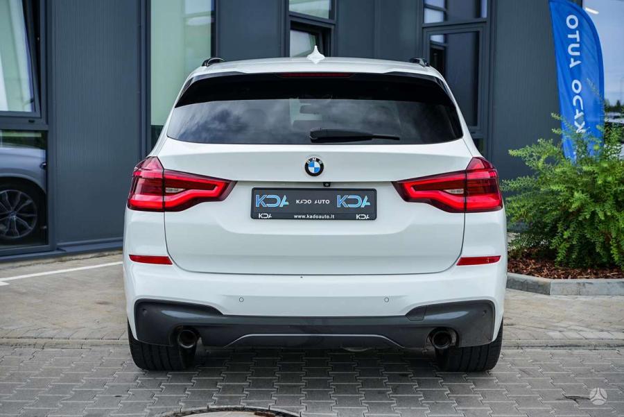 White BMW X3 2018 in Kaunas, with an engine capacity of 2.00 L and mileage of 216 thousand km for 25950 €, photo 13 on AUTOMOTO.COM.LV