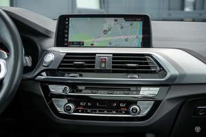 White BMW X3 2018 in Kaunas, with an engine capacity of 2.00 L and mileage of 216 thousand km for 25950 €, photo 23 on AUTOMOTO.COM.LV
