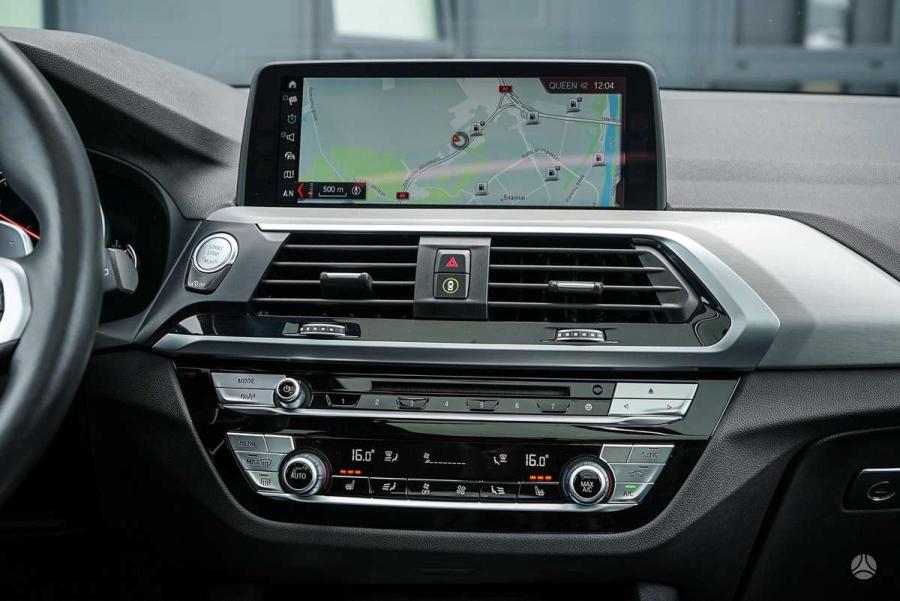 White BMW X3 2018 in Kaunas, with an engine capacity of 2.00 L and mileage of 216 thousand km for 25950 €, photo 23 on AUTOMOTO.COM.LV