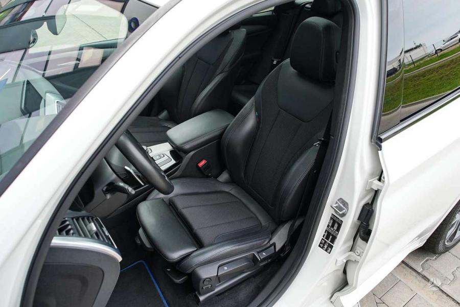 White BMW X3 2018 in Kaunas, with an engine capacity of 2.00 L and mileage of 216 thousand km for 25950 €, photo 29 on AUTOMOTO.COM.LV