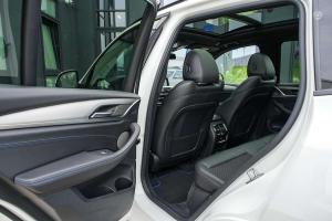 White BMW X3 2018 in Kaunas, with an engine capacity of 2.00 L and mileage of 216 thousand km for 25950 €, photo 39 on AUTOMOTO.COM.LV
