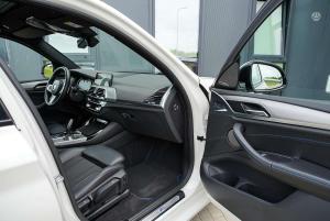 White BMW X3 2018 in Kaunas, with an engine capacity of 2.00 L and mileage of 216 thousand km for 25950 €, photo 44 on AUTOMOTO.COM.LV