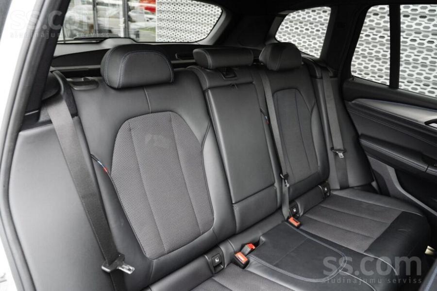 Balts BMW X3 2018 Rīga, ar dzinēja tilpumu 3.00 L un nobraukumu 133 tūkst. km par 24400 €, foto 26 vietnē AUTOMOTO.COM.LV
