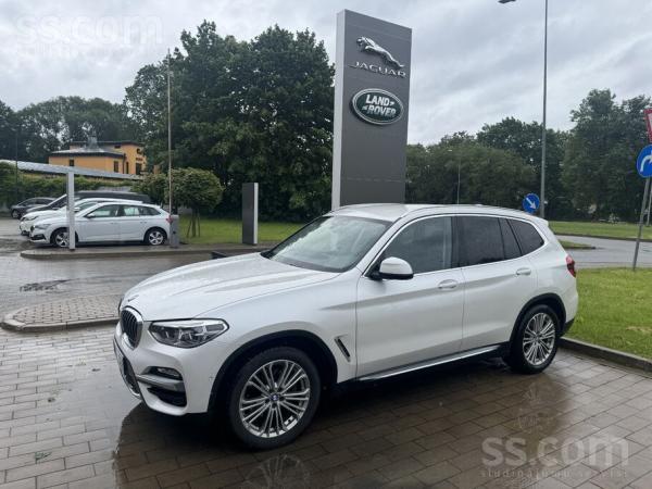 Balts BMW X3 2018 Daugavpils, ar dzinēja tilpumu 2.00 L un nobraukumu 186 tūkst. km par 25950 €, foto 1 vietnē AUTOMOTO.COM.LV