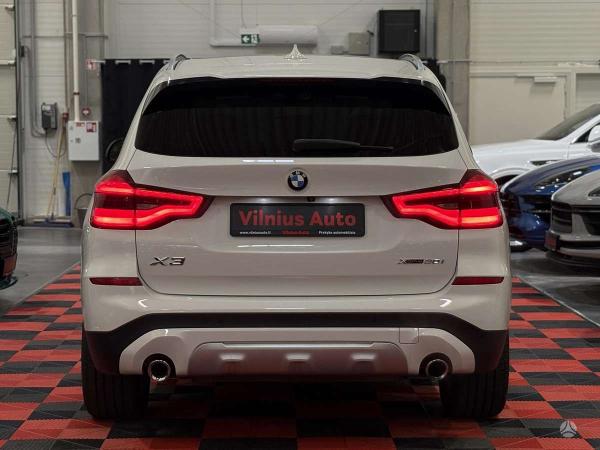 White BMW X3 2018 in Vilnius, with an engine capacity of 2.00 L and mileage of 57 thousand km for 22700 €, photo 5 on AUTOMOTO.COM.LV